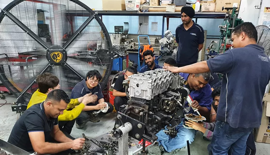 Exploring the Curriculum of a Diploma in Automotive Technology
